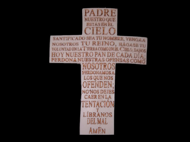 Cruz padre nuestro – Manualidades Liston de Oro